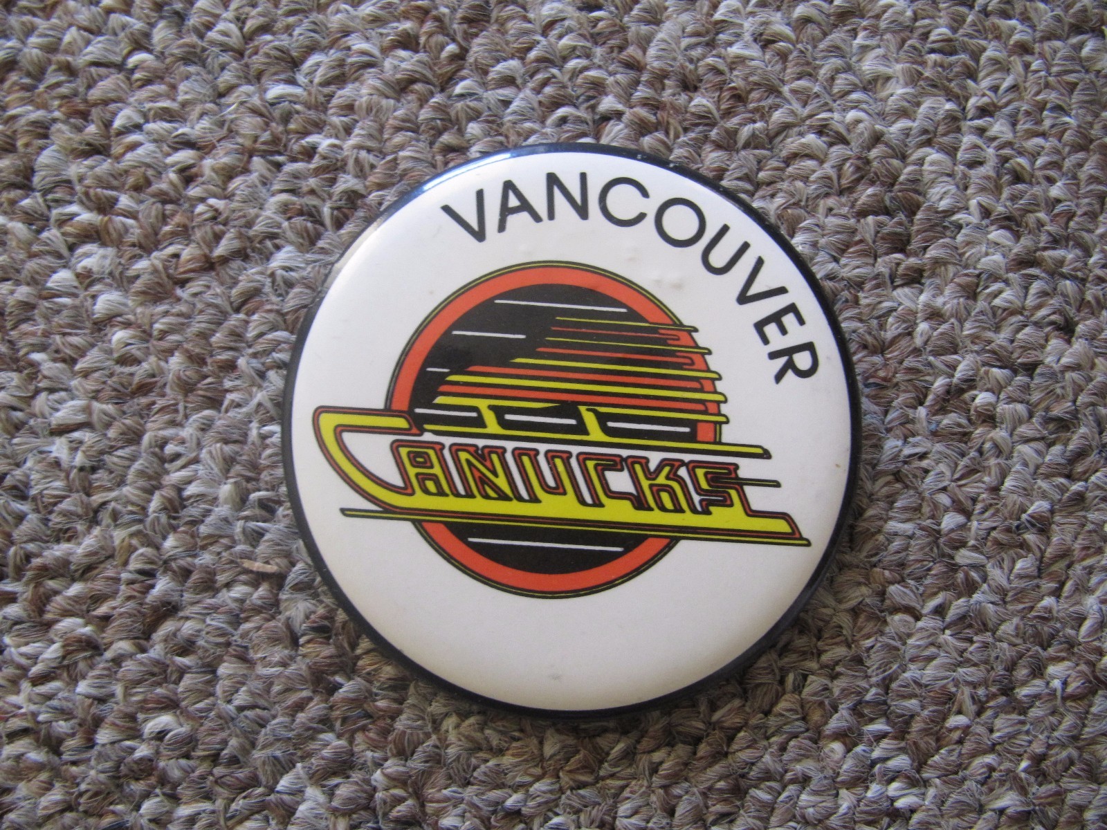TWELVE Vintage Vancouver Canucks Lapel Pins & Buttons. Snepts Ring of ...
