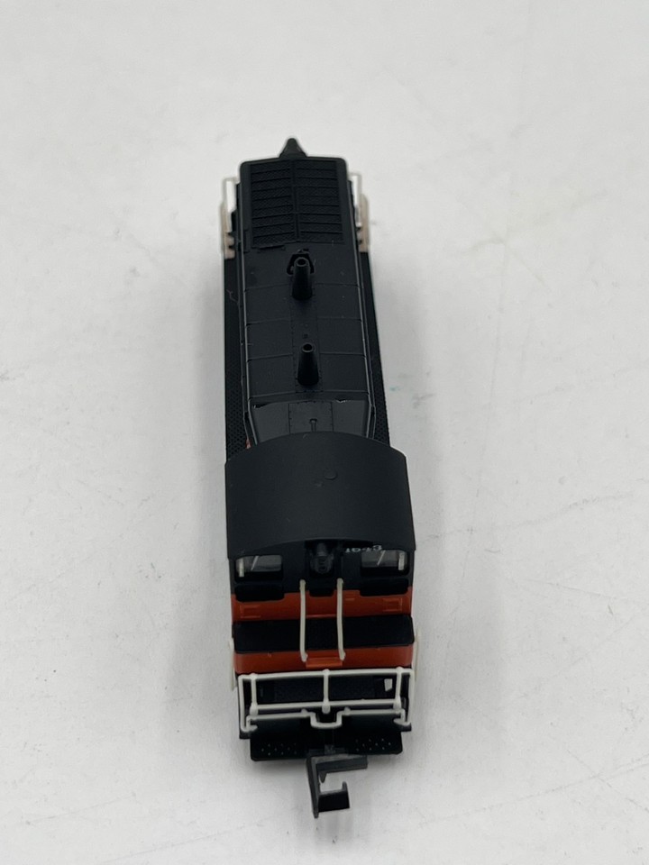 Life-Like N Scale Milwaukee Road MILW SW9/1200 Diesel Locomotive #1643 ...