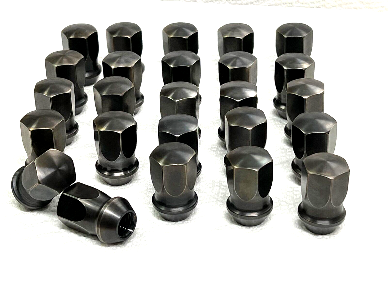 Black Titanium Lug Nut M12 x 1.5 Closed End HEX 19 60 Degree Seat 20pcs ...
