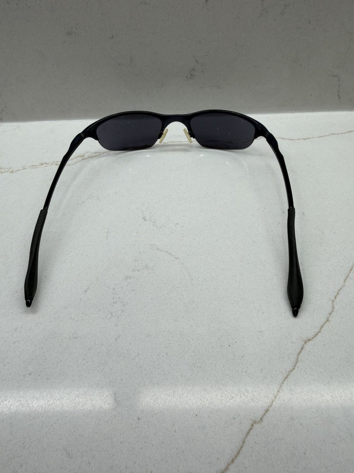 Oakley Wrap Style Sunglasses Black Plastic Frame Gray Lenses | eBay