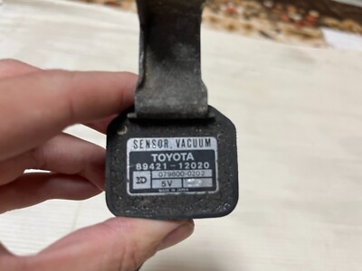 89421-12020 Toyota Corolla Levin AE86 4AGE 16v Map Sensor | eBay