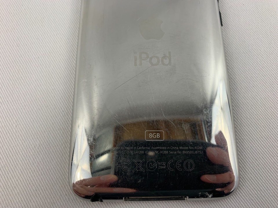 Apple iPod Touch A1288 2nd Generation Black 8GB - TESTED & Working 1 | eBay