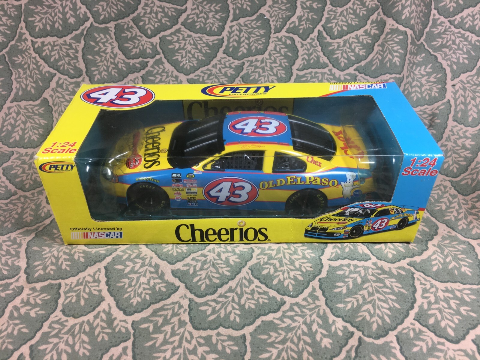 2004 Jeff Green Cheerios Car Team Caliber 1/24 Diecast Richard Petty ...