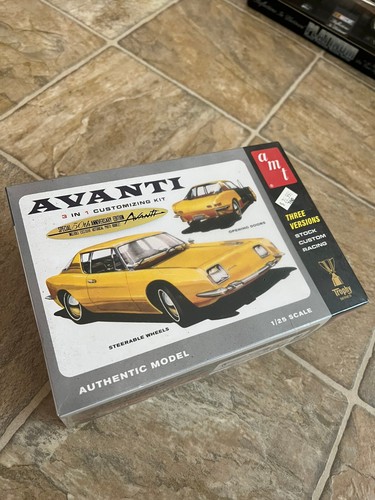 SEALED MODEL KIT AMT AVANTI 3 IN 1 CUSTOMIZING KIT SCALE 1:25 | eBay