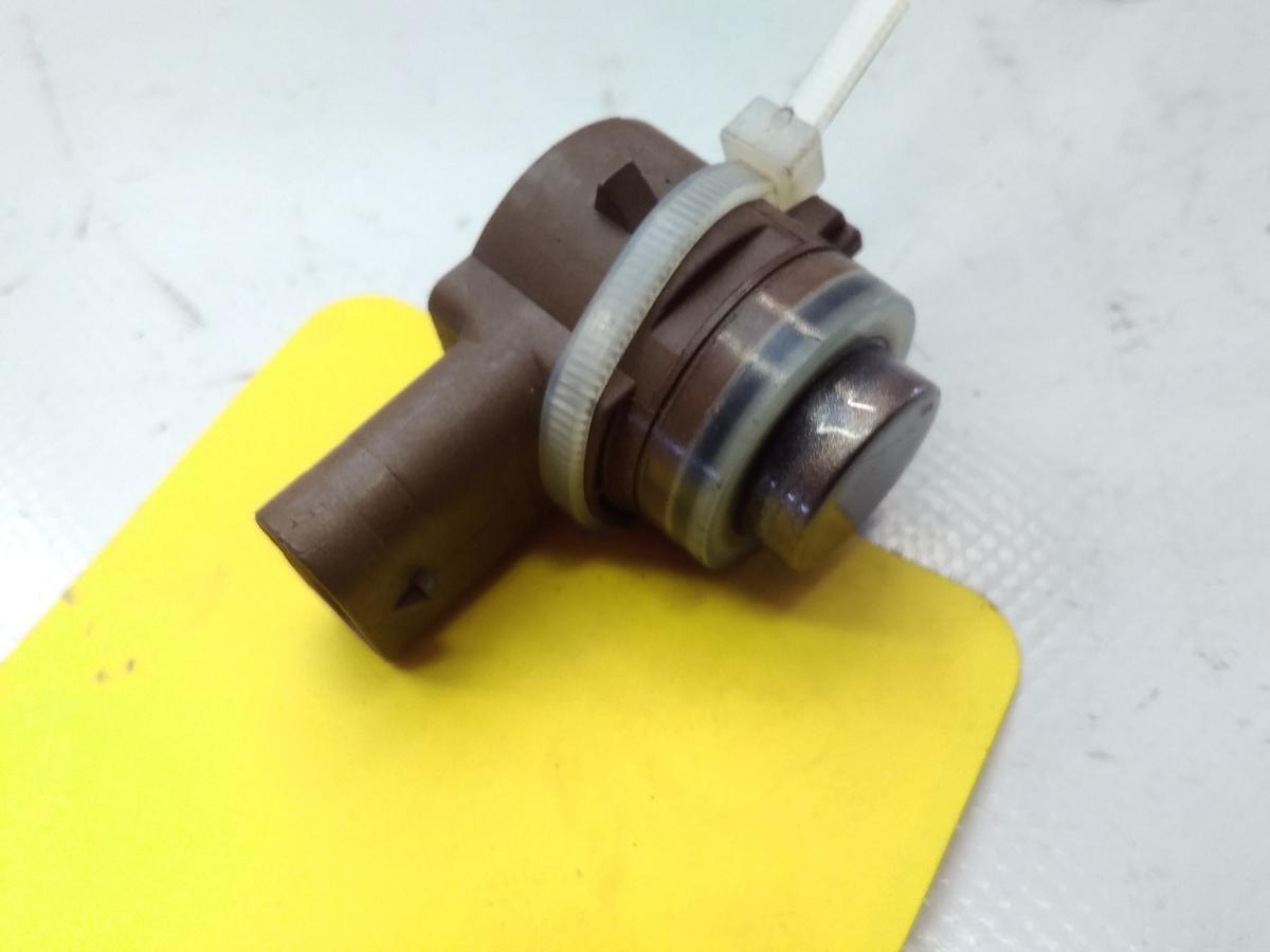 BMW 2er Active Tourer F45 Bj.2019 original PMA-Sensor vorn ...