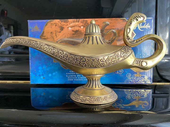 Disney Aladdin 2019 Genie Lamp Limited Edition 4000 In Box | eBay