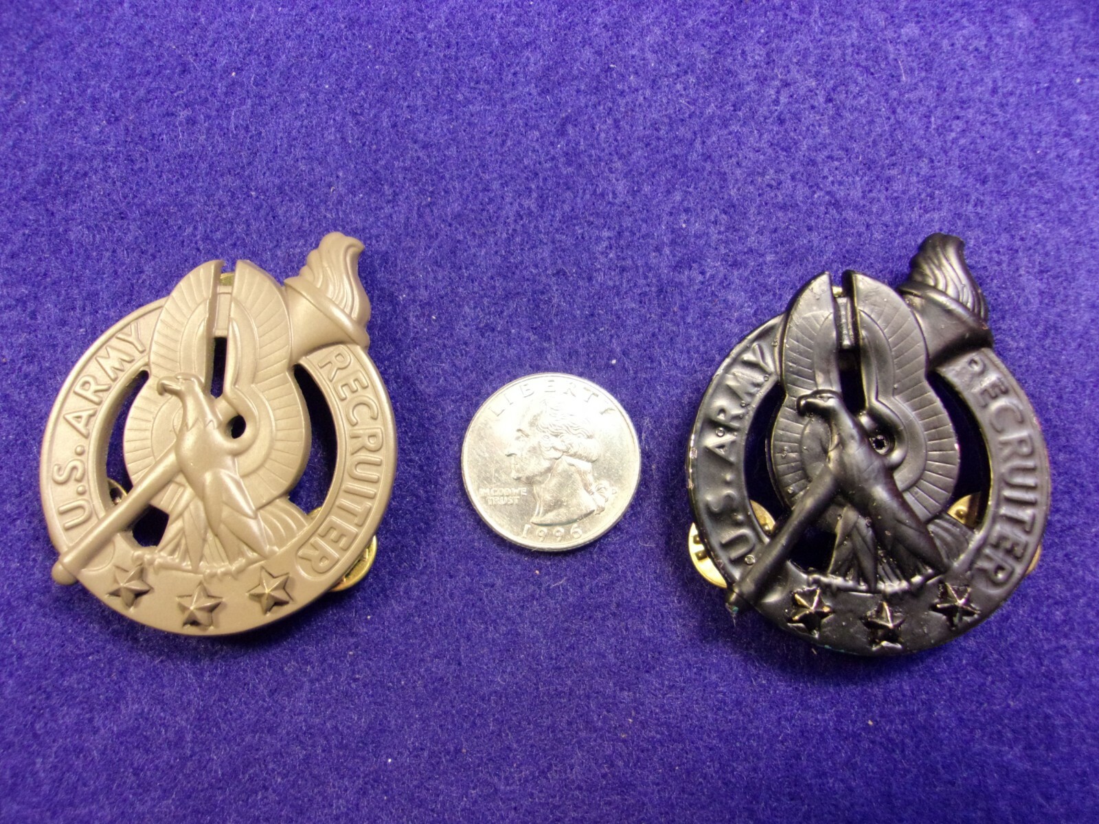 PAIR OF SIMILAR "U.S.ARMY RECRUITER" MILITARY HAT, LAPEL, UNIFORM PINS ...