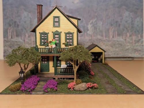 Built & Ready HO 1/87 scale Hobby Homes 89 N. 8th Ave | eBay