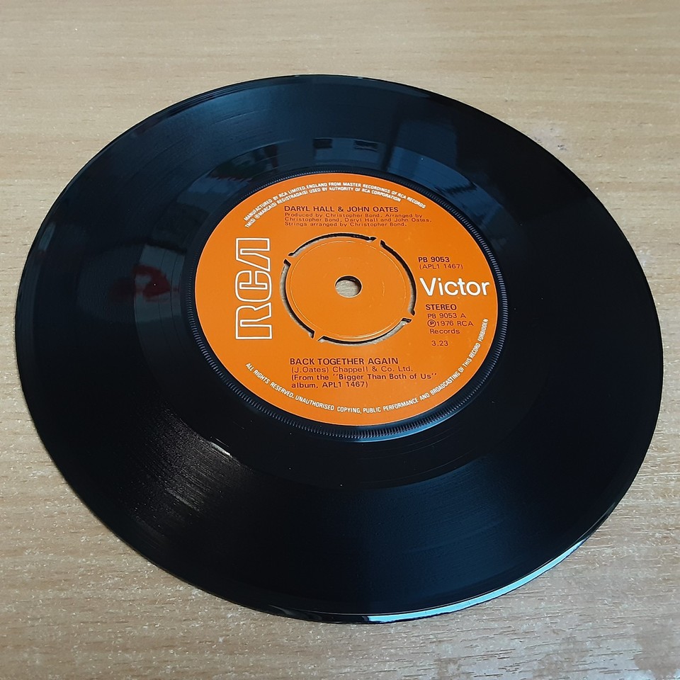 7" Single - Daryl Hall & John Oates, Back Together Again, 1976, RCA (PB ...