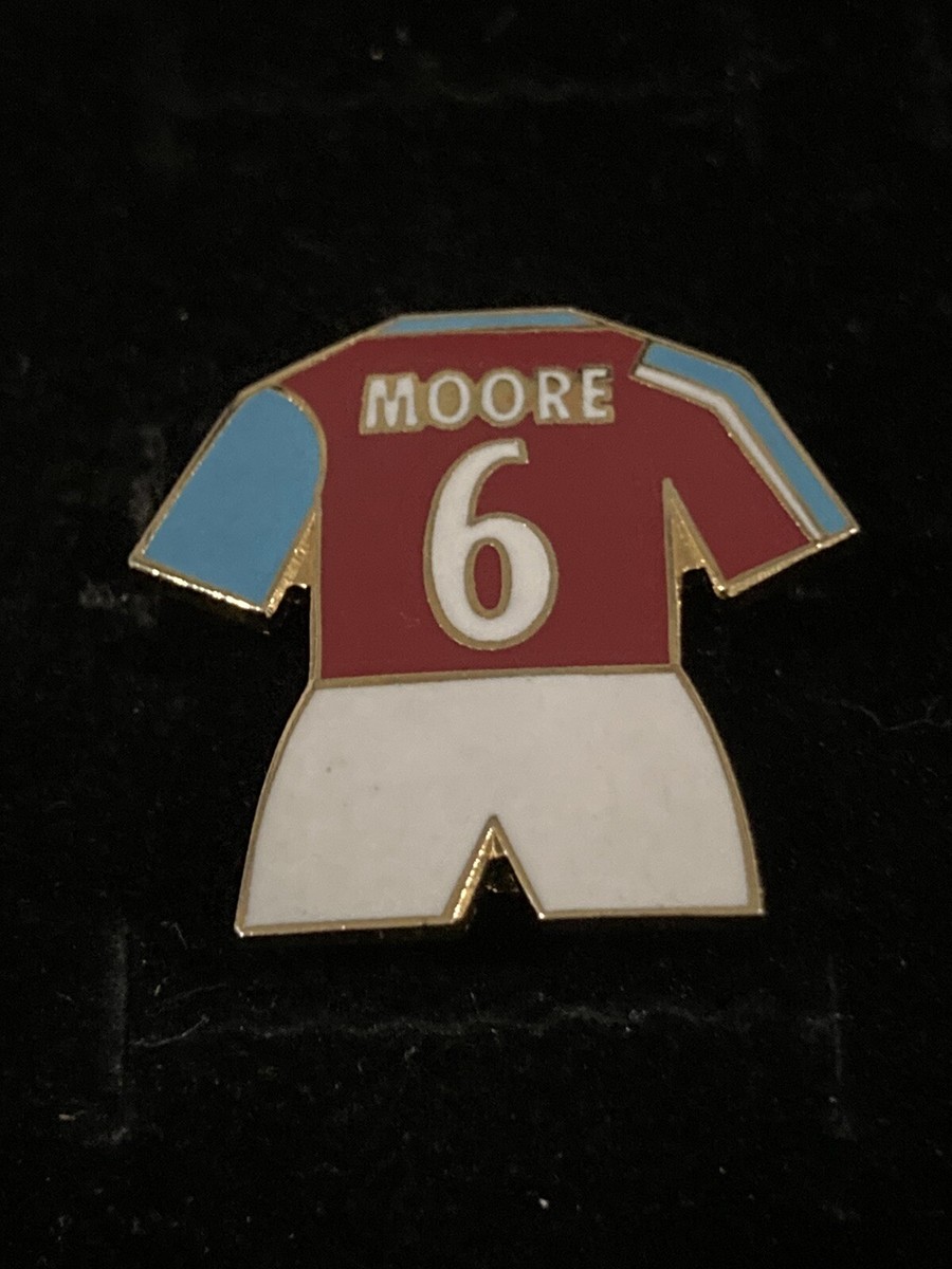 Logotipo De Bobby Moore