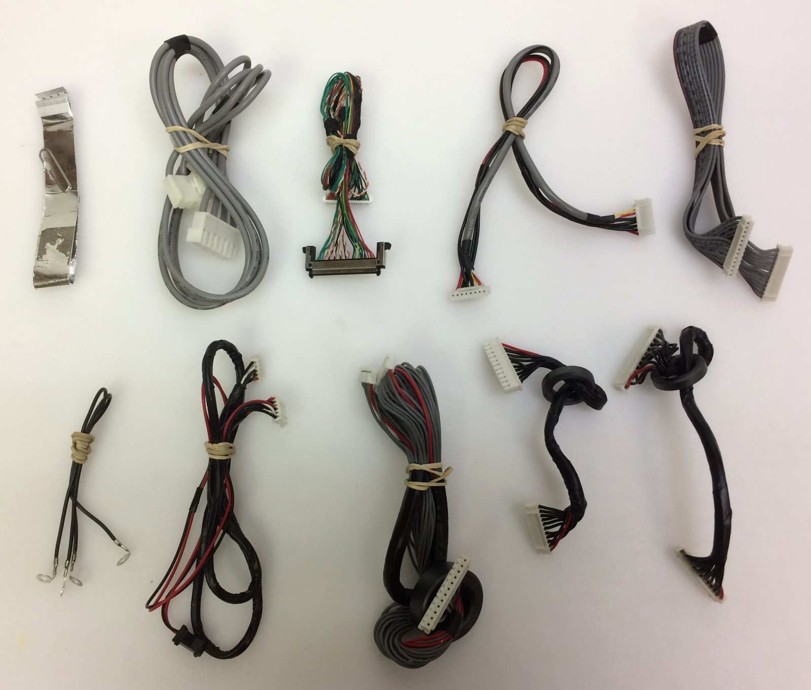 ILO ILO-32HD TV Wires Cables Connectors LVDS Ribbons ILO-32HD-WIRES-1 ...