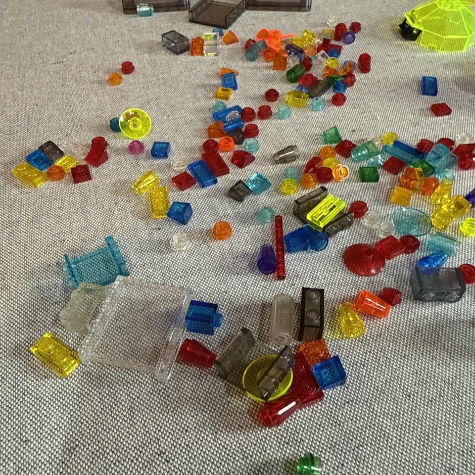 Lego Trans Transparent Neon Screen Green Red Bricks Parts Job Lot ...