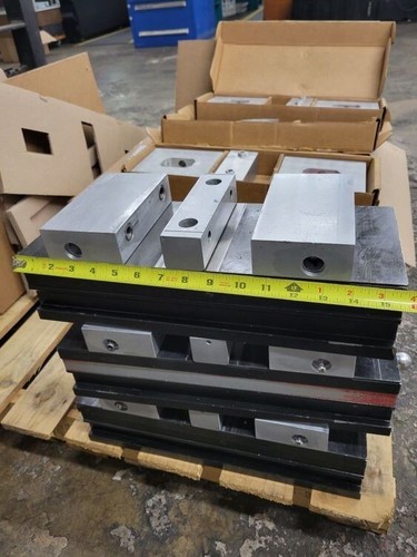 Chick 6" Double-Station Machine Vises w/ Spare Jaws MBAS1540 Dual ...