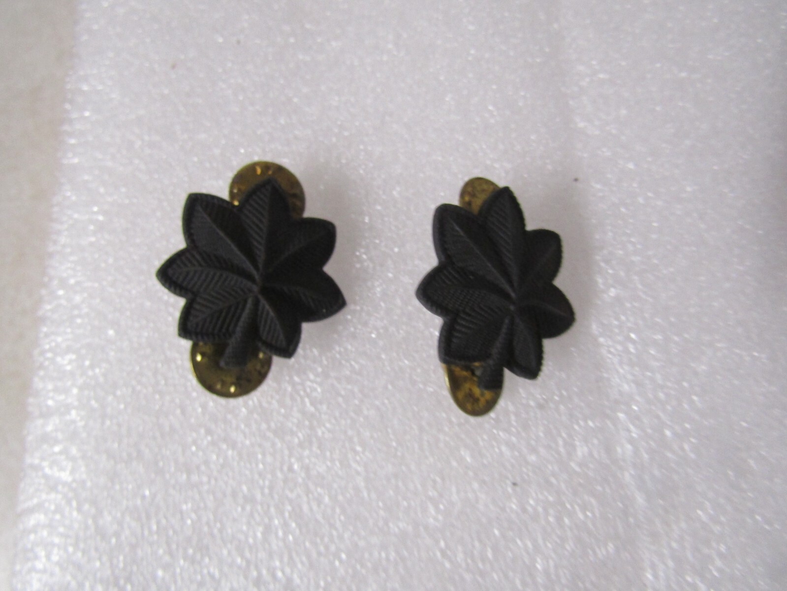 MILITARY INSIGNIA SUBDUED PIN ON RANK SET OF 2 O-5 LIEUTENANT COLONEL ...