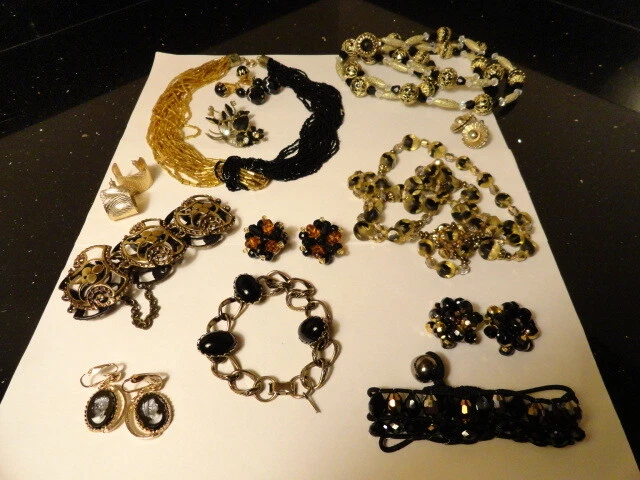 Vintage 70s Jewelry