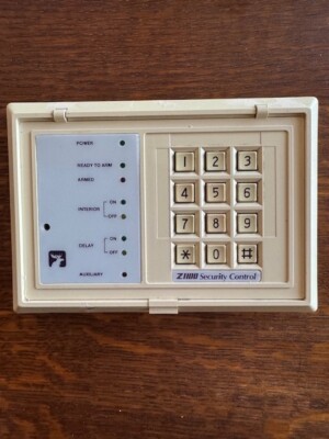 Control Panels & Keypads - Moose Z1100