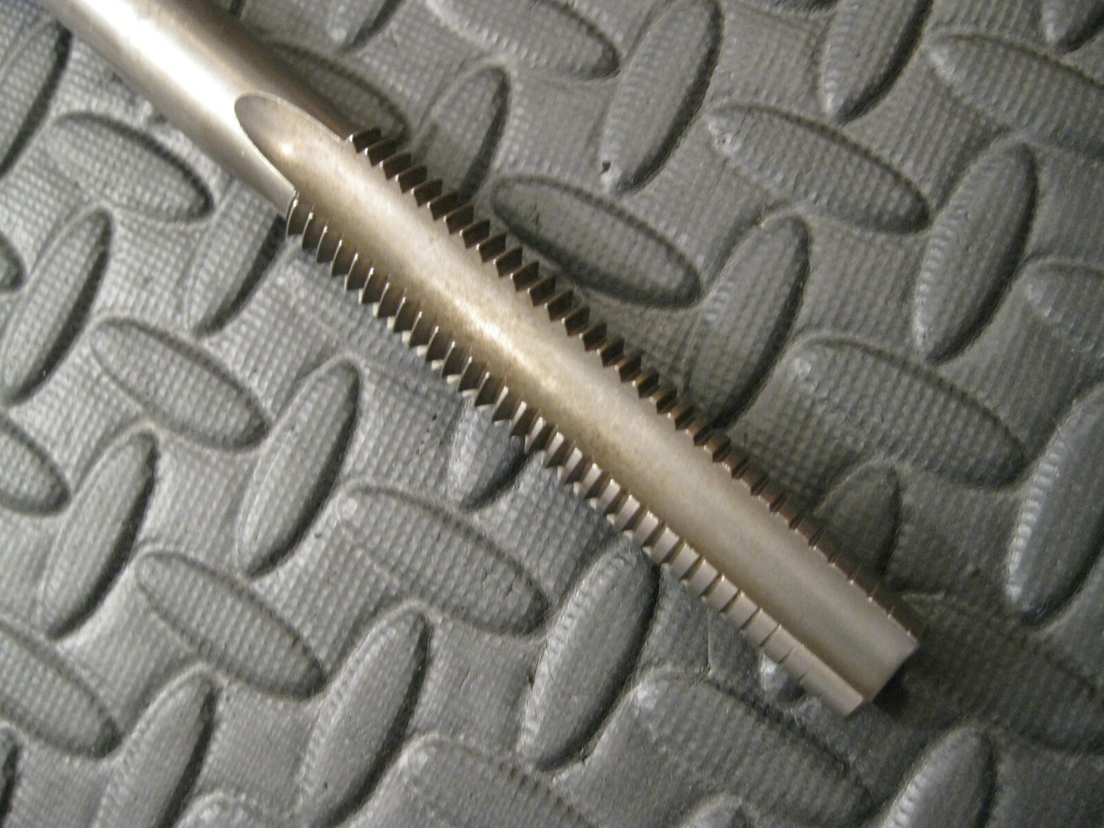 3/4-10 NC Nut Tap, 9", 4 Flute, HSS, 2NSTC, Hanson | eBay