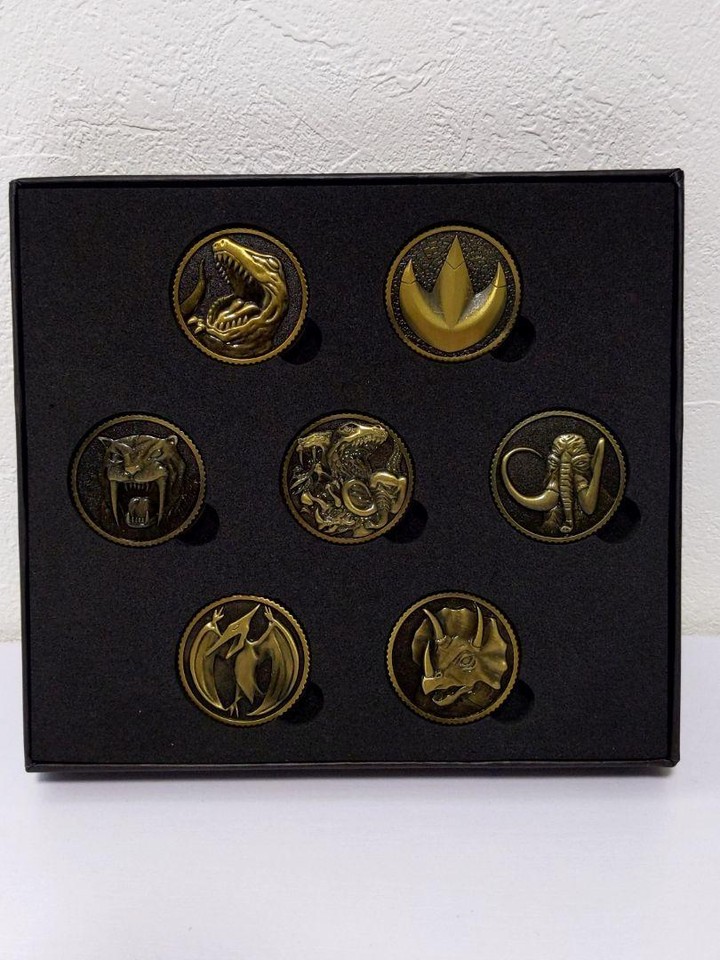 Power Rangers Zyuranger Shugoju Guardian Beast Medal Set Kyoryu Sentai ...