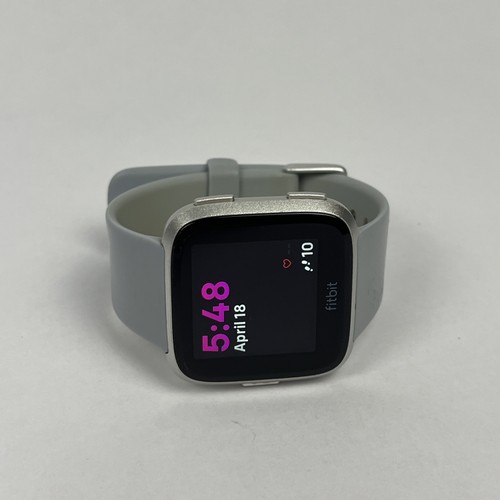 Fitbit Versa Fitness Smartwatch Silver Aluminium (FB504) *WORKING* | eBay