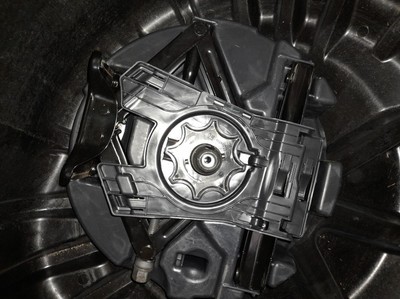 Holden Commodore Jack/tool Kit Vf, Sedan/wagon, Non Lpg Type, 05/13-12/ ...