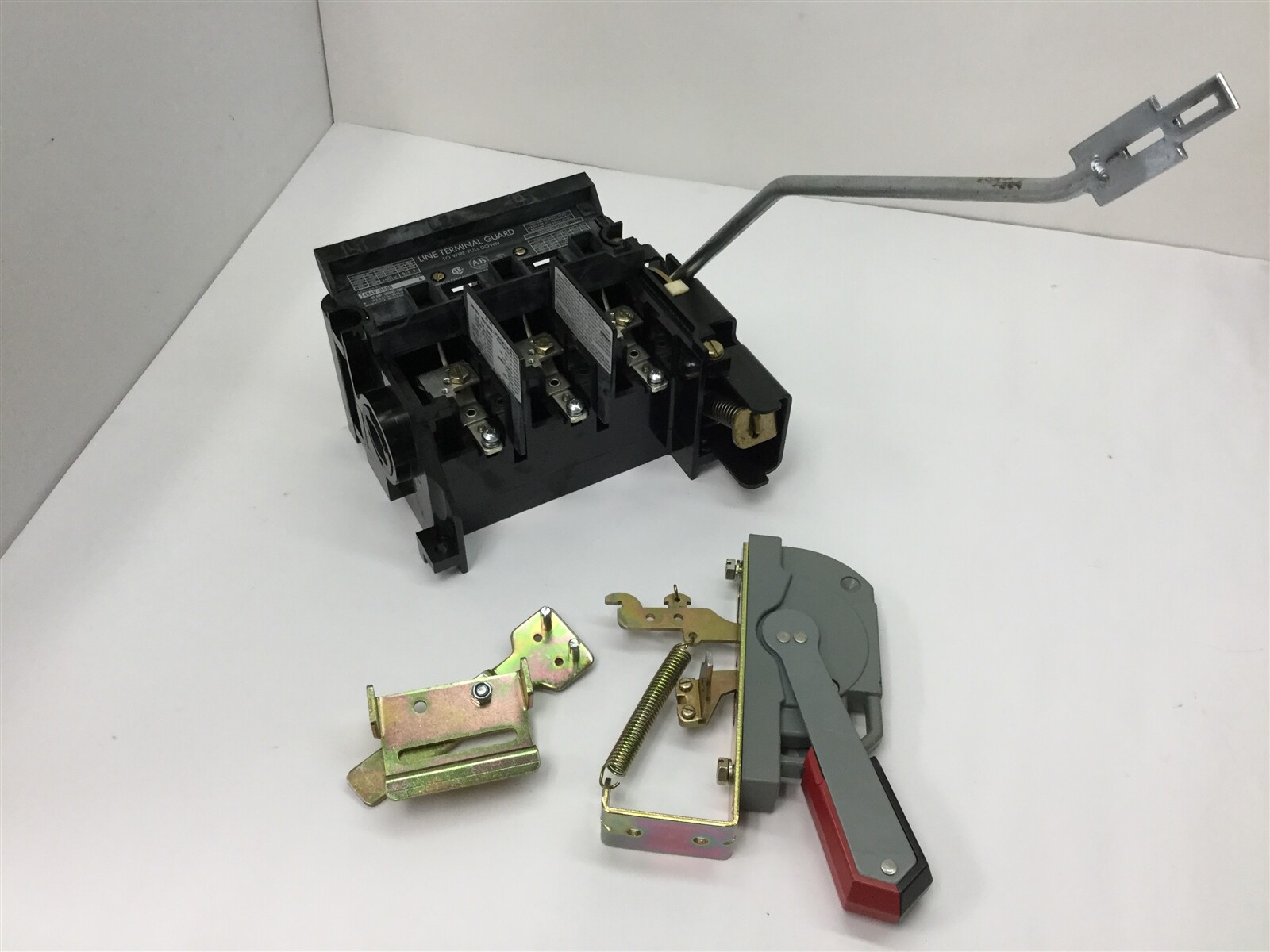Allen Bradley 1494V-DS60 Disconnect Switch, 3-Pole, Rating: 60A 600VAC ...