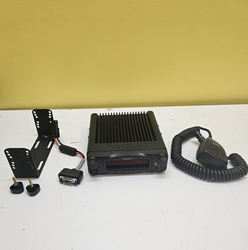 EF Johnson 5300 ES Lightning Head P25 800 MHz Two Way Radio 242-557A ...