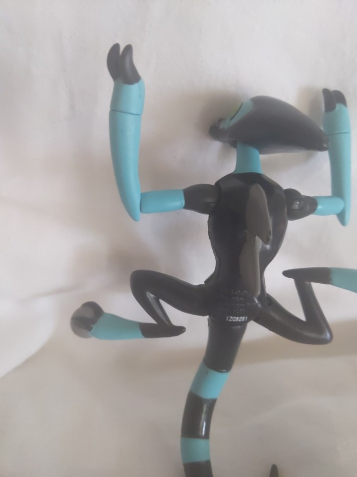 Ben 10 Cartoon Network Action Figure XLR8 Alien 4 inch Navy Light Blue | eBay