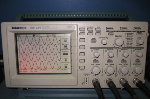 Tektronix TDS224 100MHz 1GS/s Four Channel Digital Real-Time ...