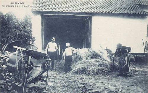 Belgique - BASSENGE (Liège) Batteurs en grange | eBay