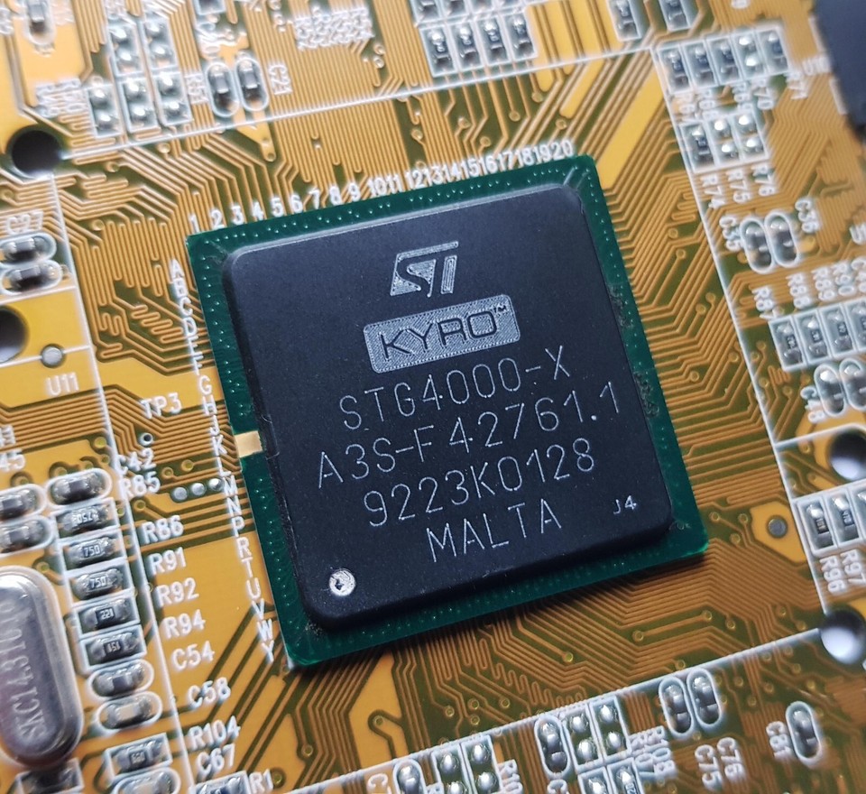 ST PowerVR KYRO STG-4000 EVIL KYRO CVR3 AGP 64MB Retrogaming VGA card ...