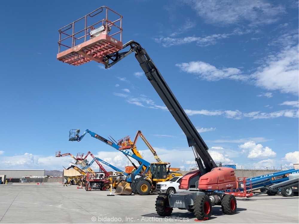 2017 Skyjack SJ66T 66' 4WD Dual Fuel Telescopic Boom Lift Man Aerial ...