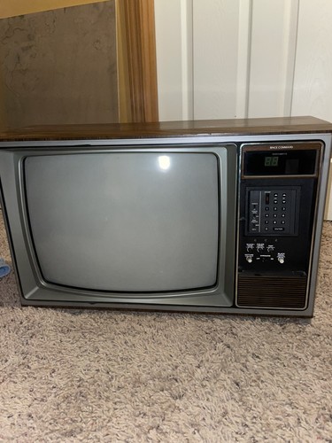ZENITH SPACE COMMAND VINTAGE 19 INCH COLOR CRT TUBE TV RETRO REMOTE ...