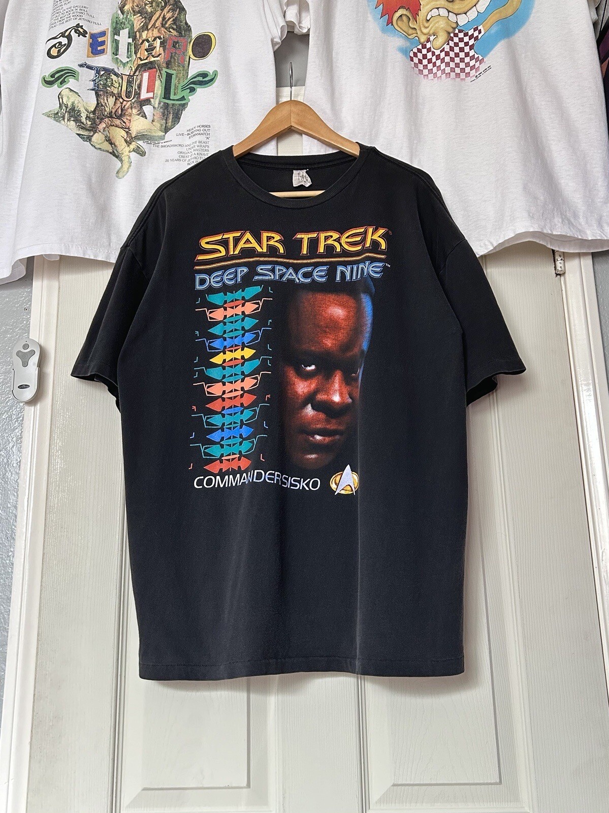 RARE Star Trek Sisko Vintage 90s Perfectly Faded Tee … - Gem