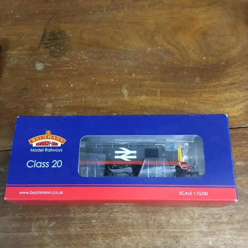 Bachmann 32-029A OO Gauge Class 20 20090 BR Railfreight Loco | eBay