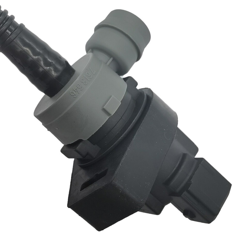 Fuel Tank Vent Valve With Pipe For BMW E90 E91 E92 128i 328i 528i X5 ...
