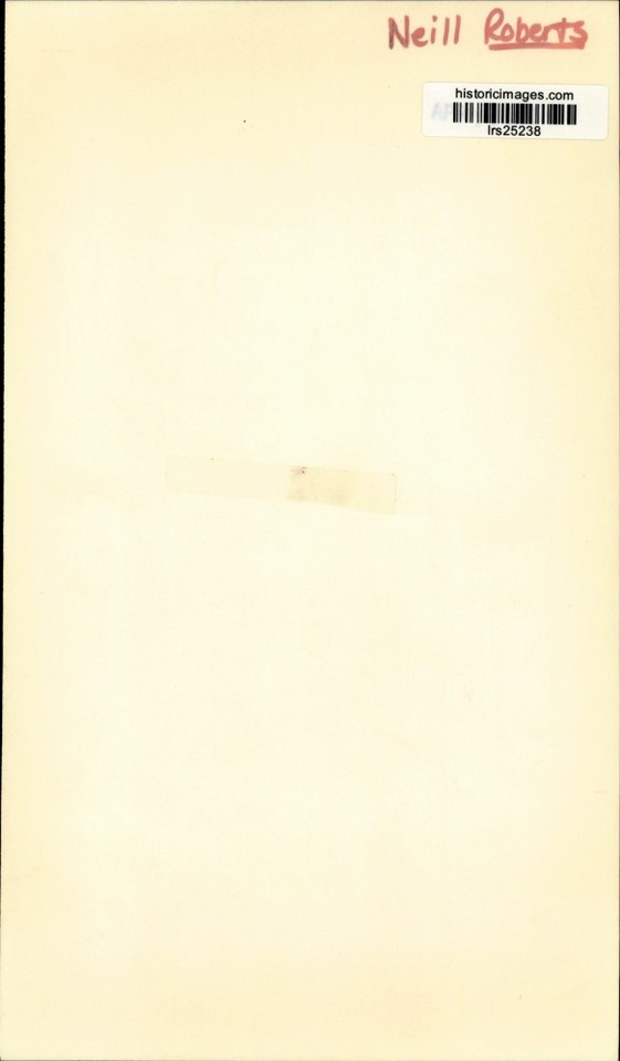 1986 Press Photo Soccer player Neill Roberts celebrates a goal ...