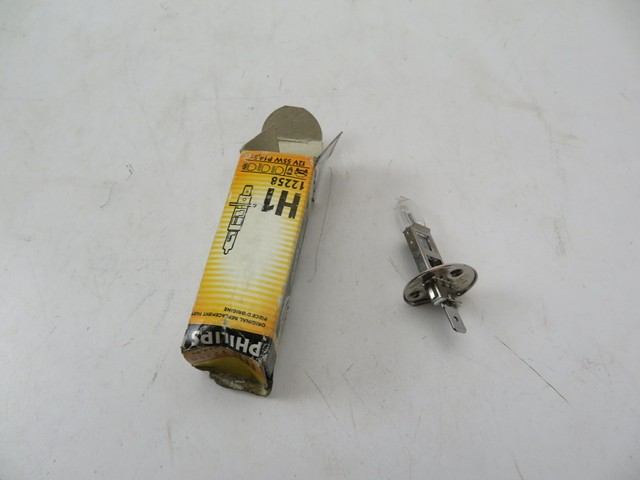 Philips H1 12258 for 530i Qx4 12 Volt 55 Watt P14.5s Base Halogen ...
