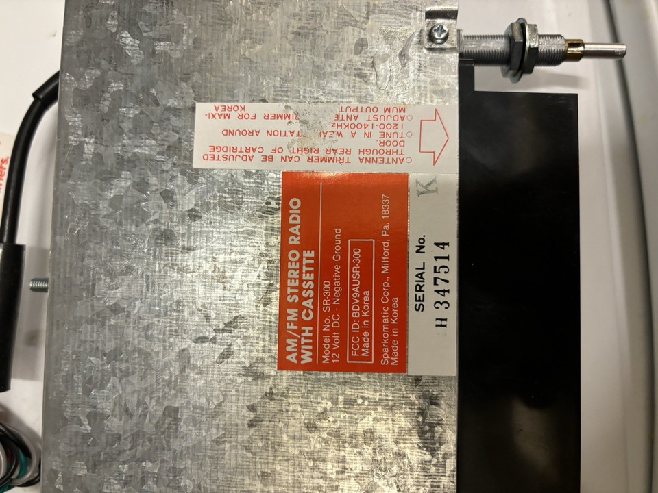 SPARKOMATIC Vtg Car Stereo System Cassette /radio Fm Am Player SR-300 ...