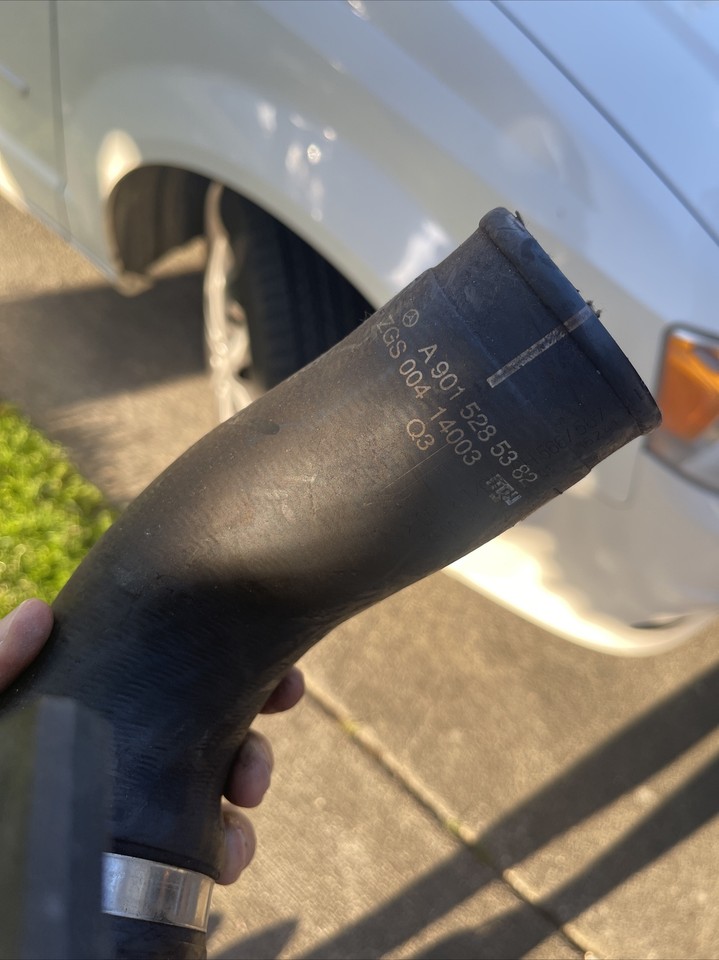 Mercedes Sprinter Dodge pa66-gf30 radiator Pipe With Mount | eBay