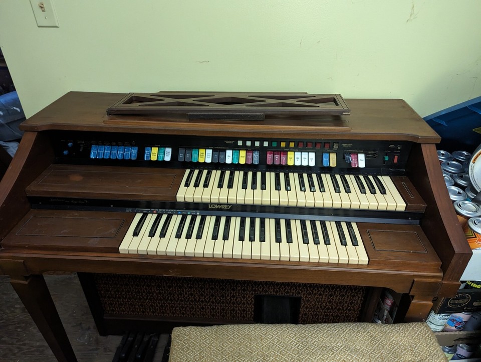 Cool Old Lowrey Jamboree Organ With Magic Genie Local Pickup Ohio 44266 ...