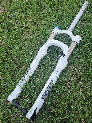 Forks - Fox 32 F-Series Rlc - Nelo's Cycles