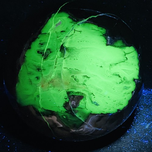 Natural Rare Volcanic Agate Crystal Sphere Healing 6060G (UV Reactive ...