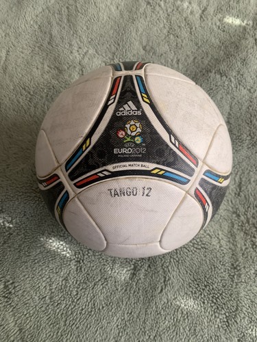 Adidas TANGO 12 | Official Match Ball | UEFA Euro 2012 | read ...