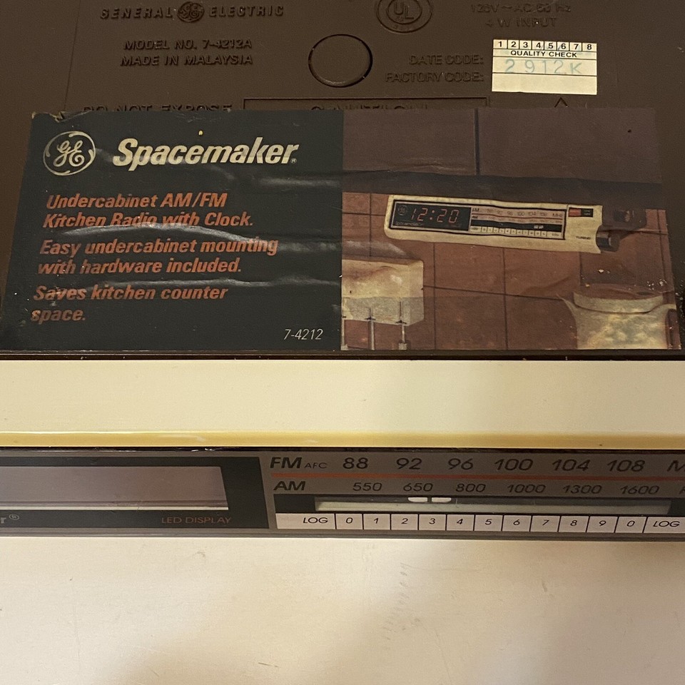 Vintage GE Spacemaker Under-Cabinet AM/FM Kitchen Radio Clock Model 7 ...