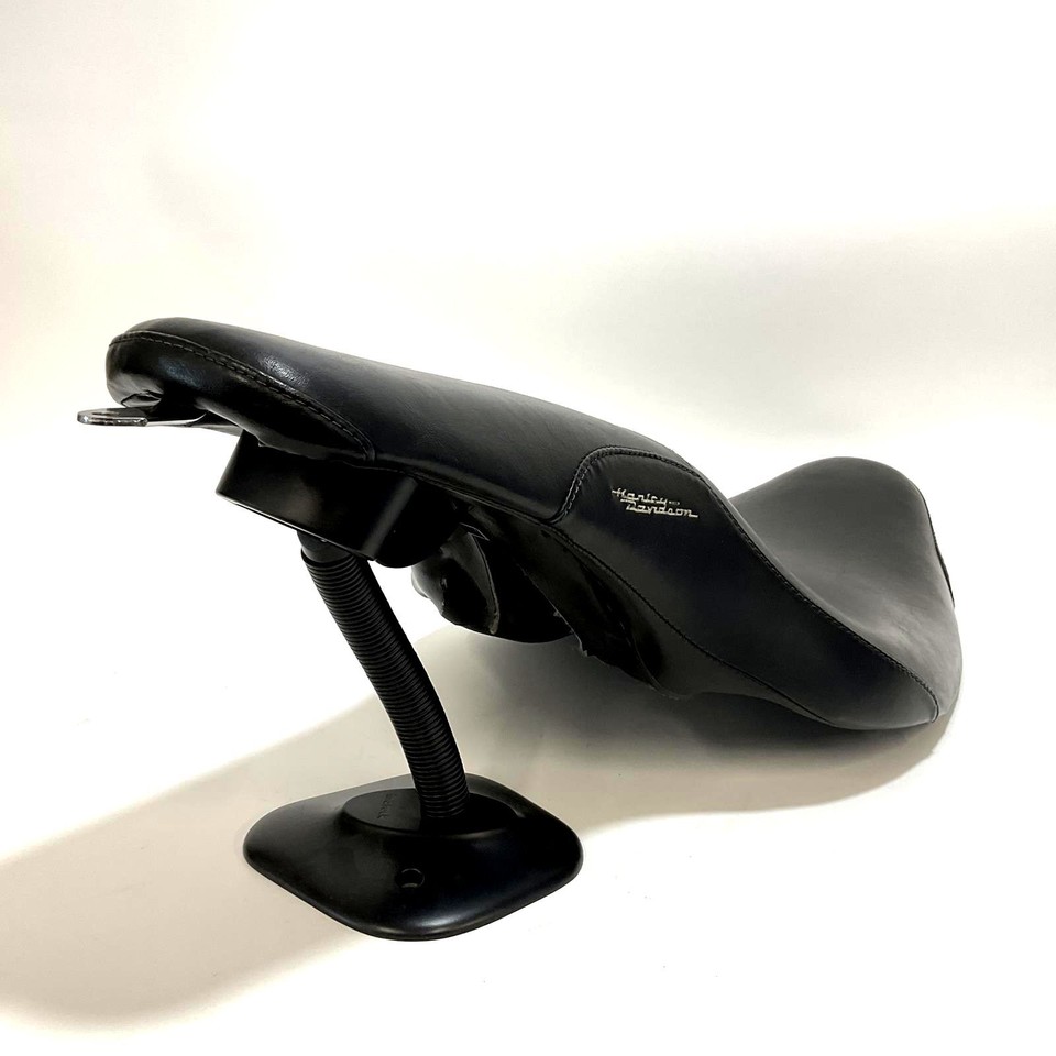 Genuine Harley 1991-1995 Dyna Low Profile Badlander Seat 52294-94 | eBay