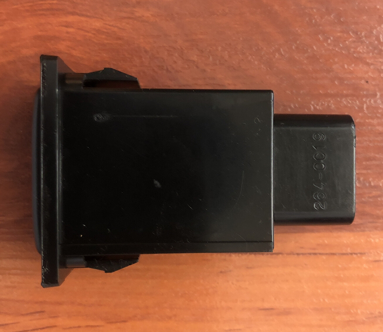 01-05 Lexus IS300 Trac Off Switch Used 156480 Traction Genuine OEM ...