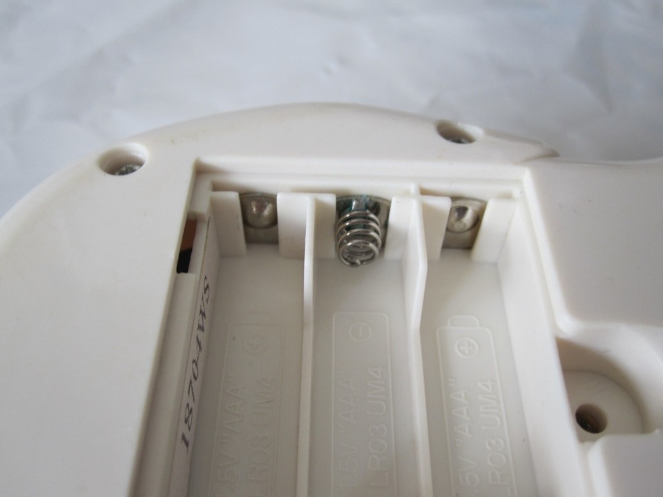 WowWee Robosapien V1 OG 2004 RC Robot Toy w/ Remote Control AS-IS ...