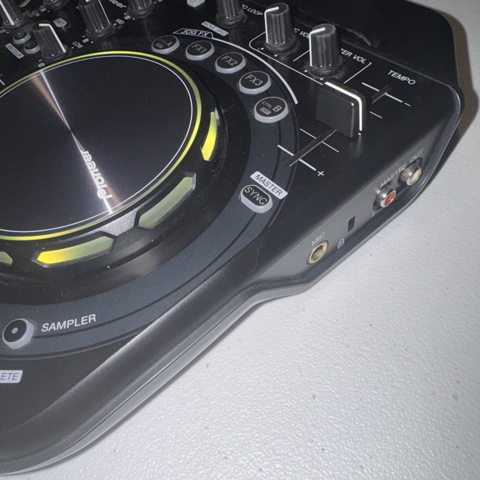 Pioneer DDJ-WeGo 2-K DJ Controller, Black (No Box) | eBay