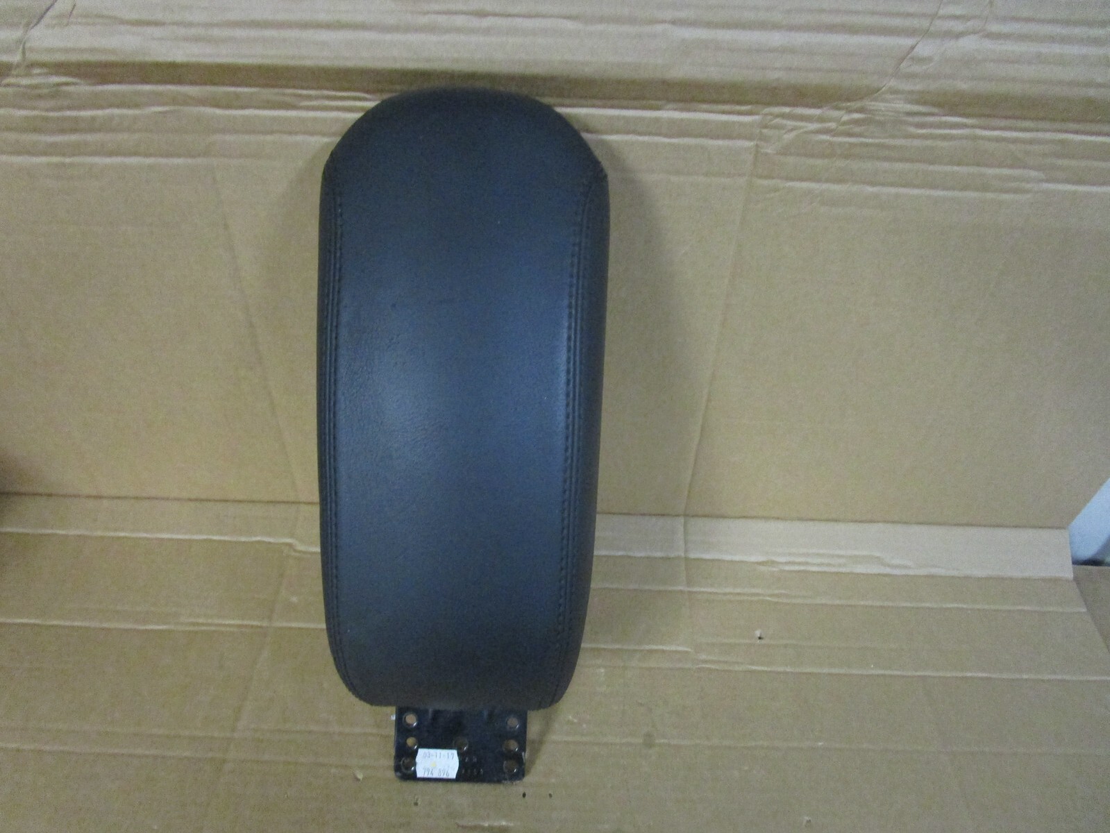 15-18 Jeep Renegade Center Console Armrest Black Leather Black Stitch ...