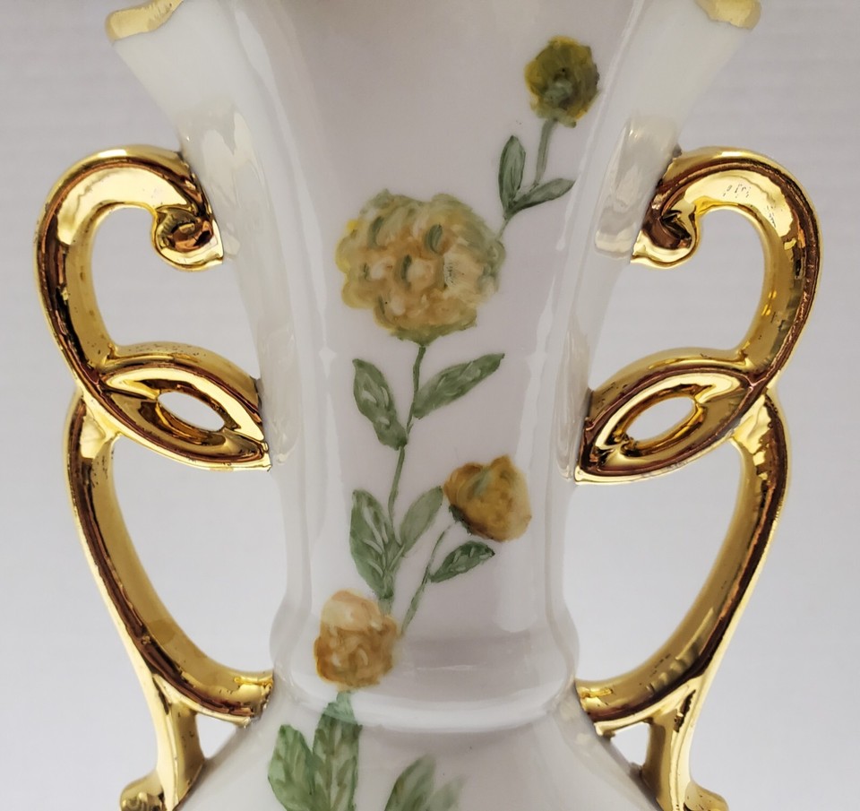 Trophy Vase Porcelain W Handpainted Floral Designs Vintage Gold Edge ...